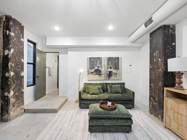 117 E 7th St Unit 411D, Chattanooga, TN 37402