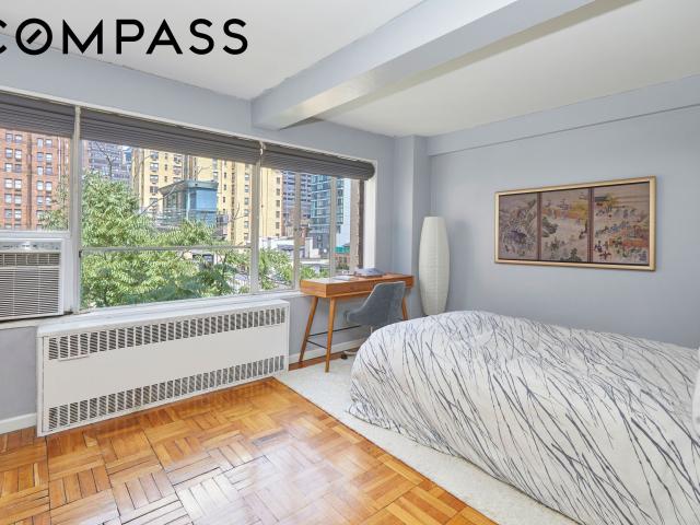 117 E 37th Street 8F