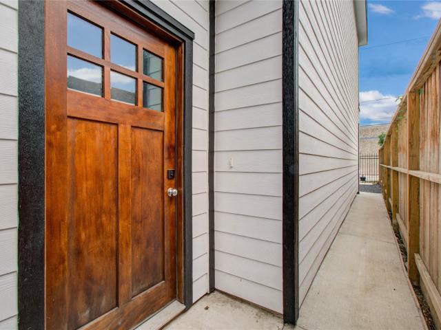 117 E 38th Street