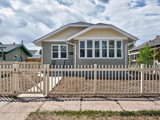 117 E 3rd Ave, Cheyenne, WY 82001