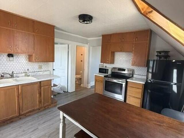 117 E Walters St, Unit 119