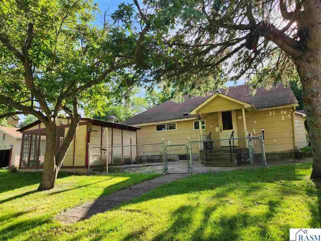 117 E Pleasant Street