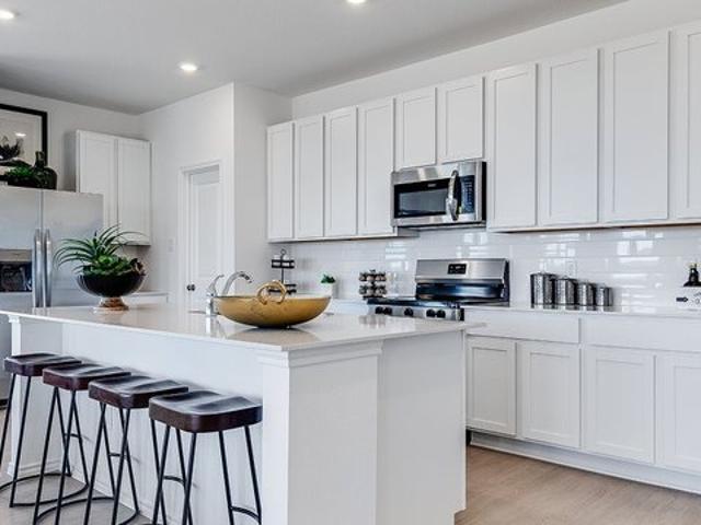 117 El Mirage Rd, San Marcos, TX 78666