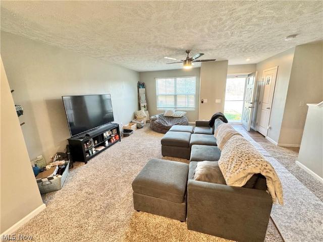 117 Fall Lake Lane