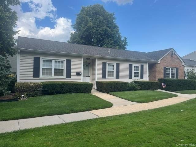 117 Harbor S, Amityville, NY 11701
