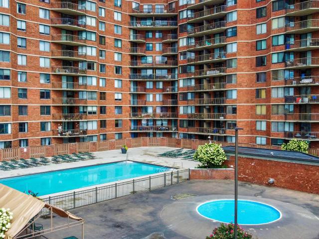 117 Harmon Cove Tower # 117