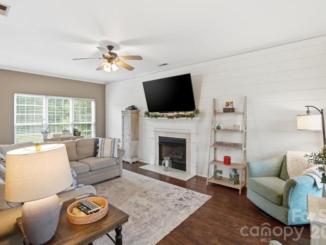 117 Heathrow Lane