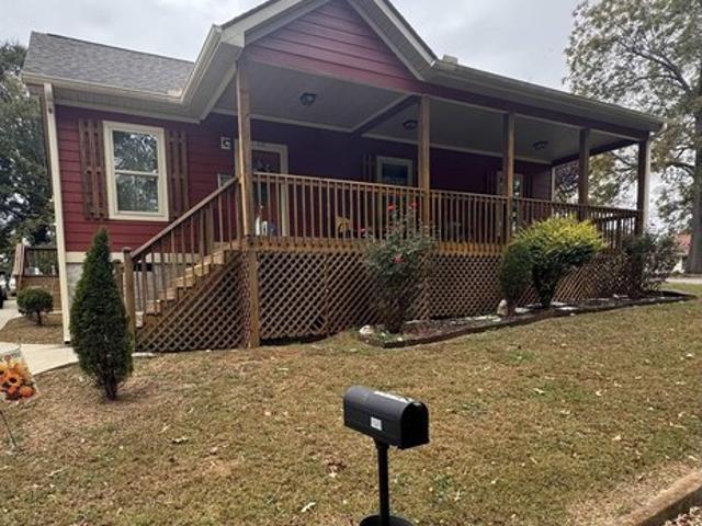 117 Helen St, Spartanburg, SC 29301