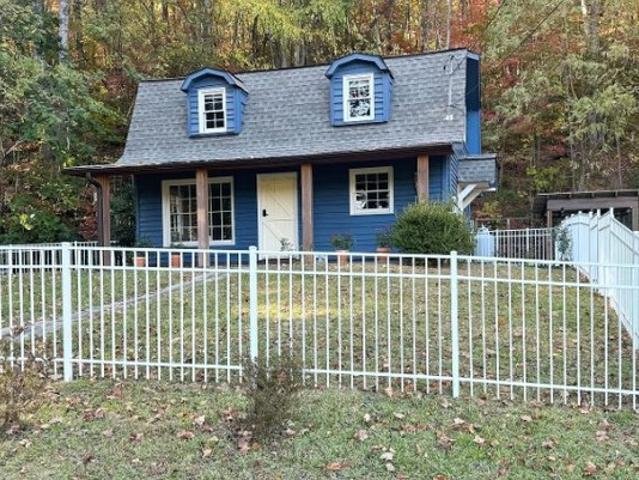 117 Humphrey Ln, Clayton, GA 30525