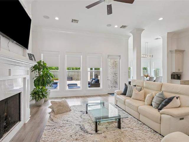 117 Oak Park Court