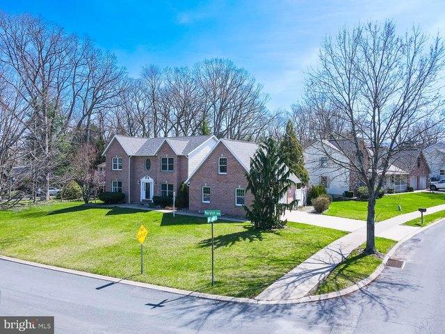 117 Oak Pointe Cir, State College, PA 16801