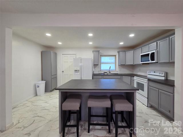 117 Oakview Drive