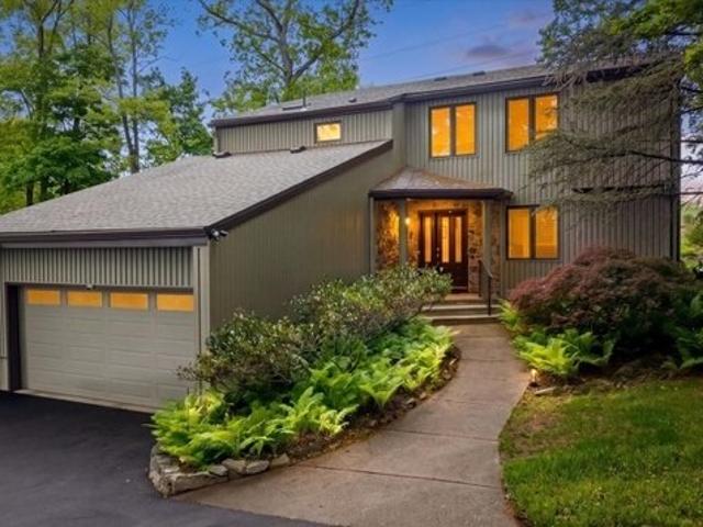 117 Old Clinton Rd, Raritan, NJ 08822