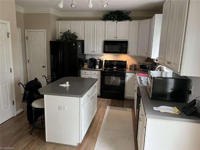 117 Lonetree Circle