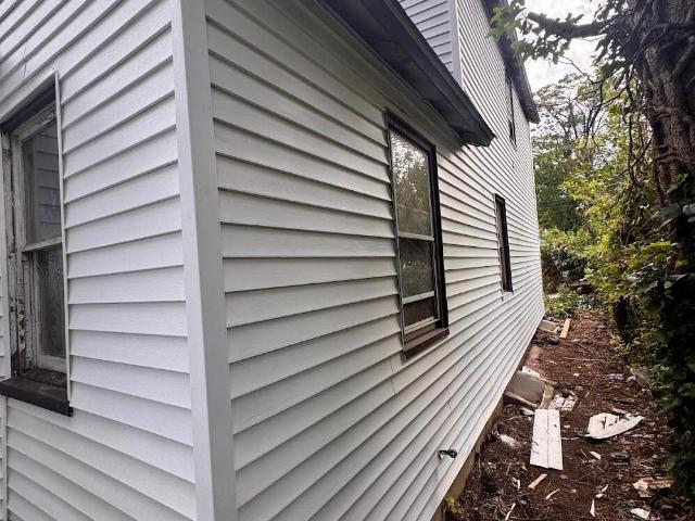 117 Laurel Street