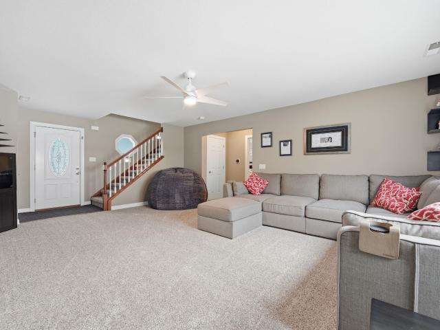 117 Lakeview Drive