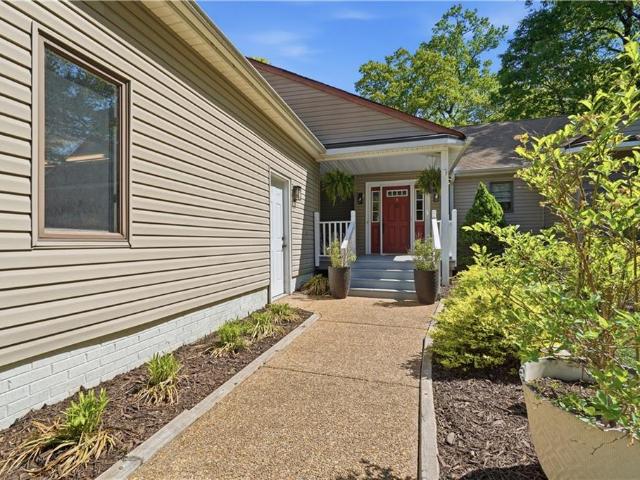 117 Larchwood RD