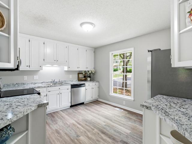 117 Luxon Place