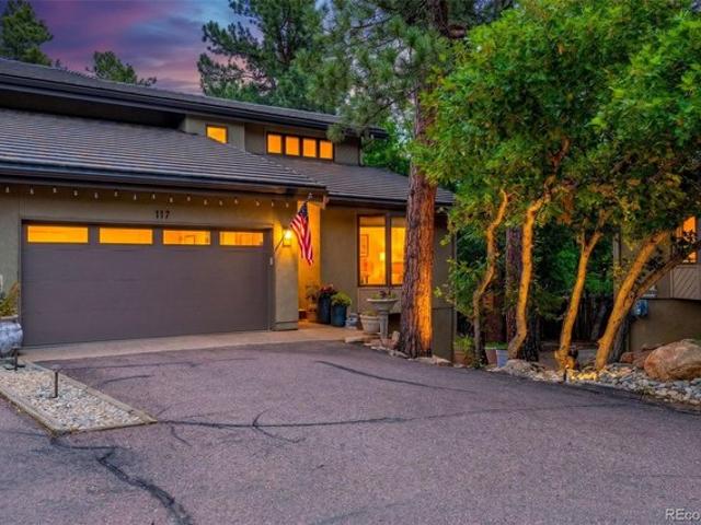 117 Mayhurst Ave, Colorado Springs, CO 80906