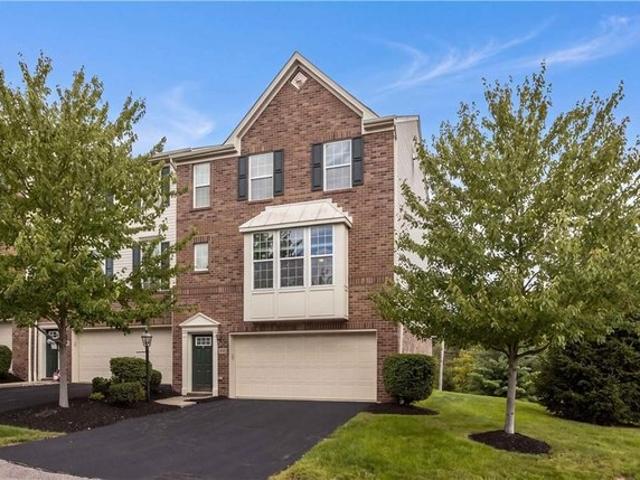 117 Maple Ridge Ct, Canonsburg, PA 15317