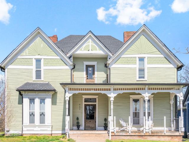 117 Marion St # 3