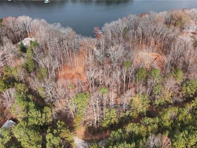 117 McCracken Dr, Seneca, SC 29678