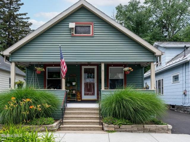 117 N Toll St, Glenville, NY 12302
