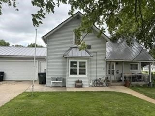 117 N Lincoln St, Lancaster, WI 53813