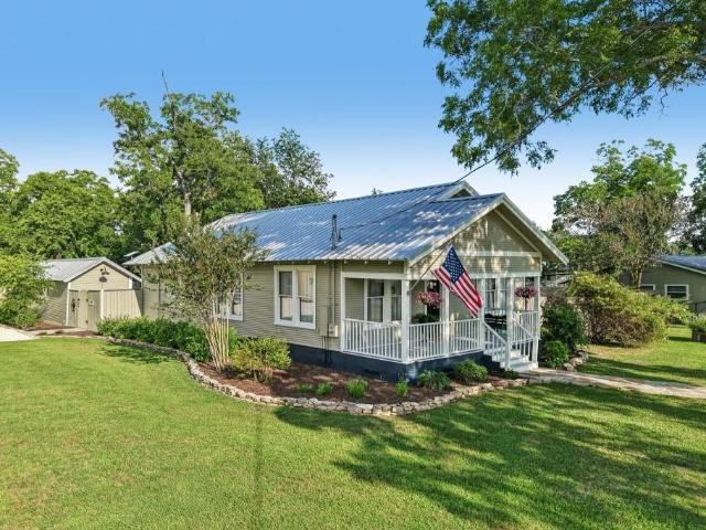 117 N Main St
