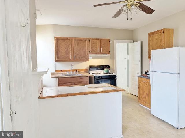 117 N Main Street # 3