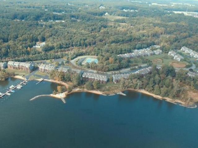117 NE Isle Drive # 14 B