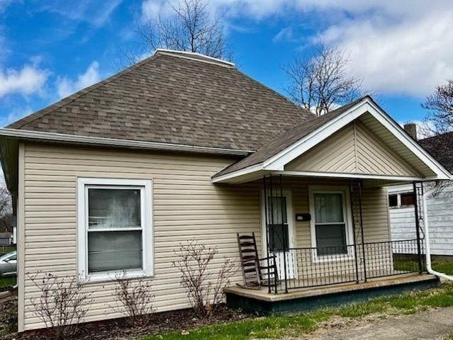 117 NW 2nd St, Georgetown, IL 61846