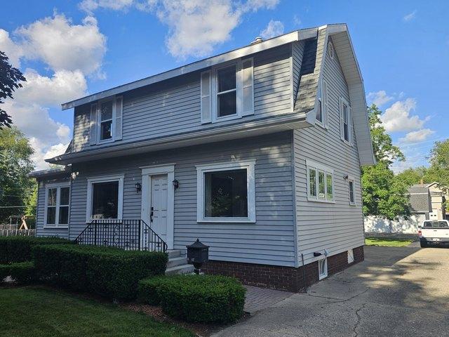 117 S West St, Hillsdale, MI 49242