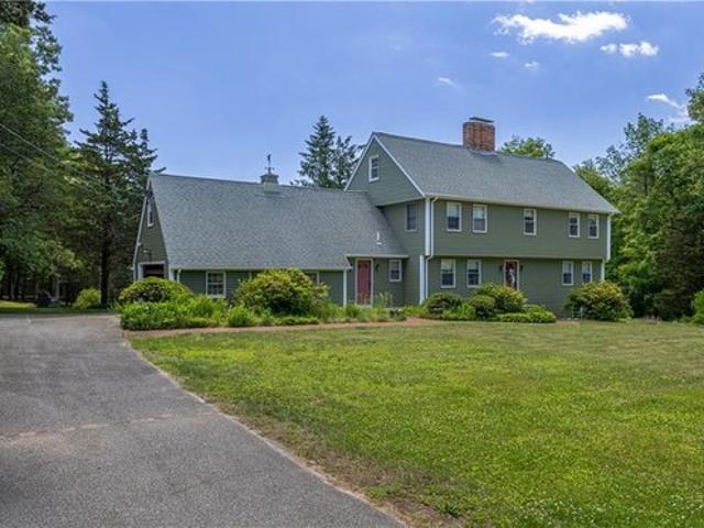 117 S Killingly Rd, Foster, RI 02825