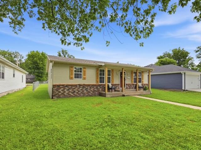 117 S Roane Ave, Webb City, MO 64870