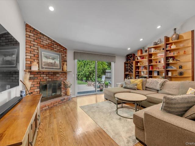 117 Soundview Drive