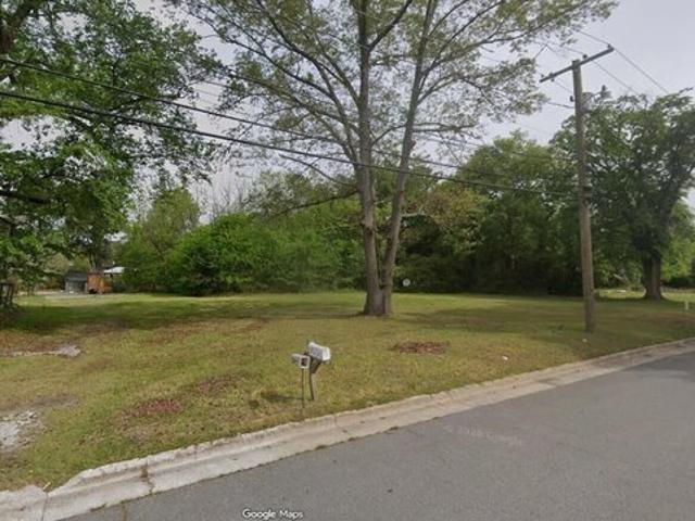 117 Saint Elmo St, Windsor, NC 27983