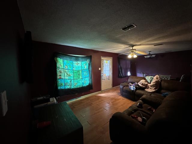 117 Sanctuary Ln
