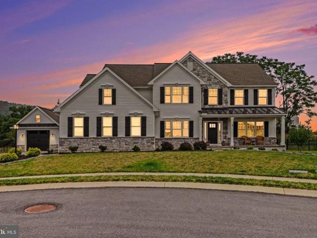117 Scarlet Ct, Harrisburg, PA 17112