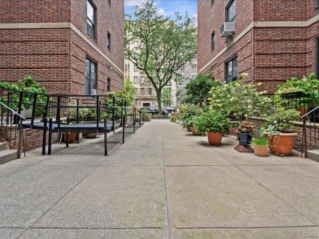 117 Seaman Avenue 4C