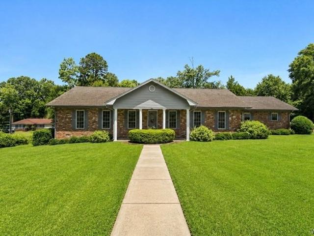 117 Shady Heights Dr, Livingston, AL 35470