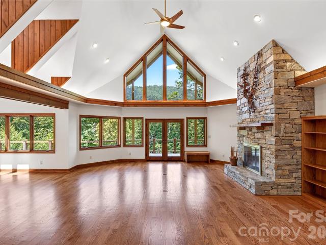 117 Shenandoah Terrace