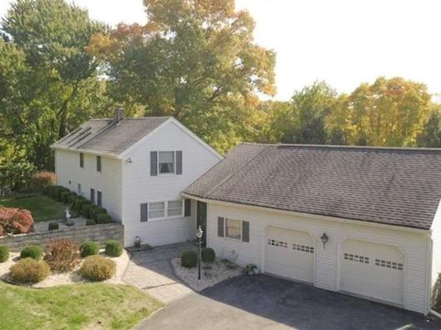 117 Shenandoah Rd, Hopewell Junction, NY 12533