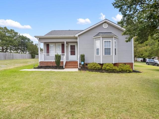 117 Sherman Rd, Fuquay Varina, NC 27526