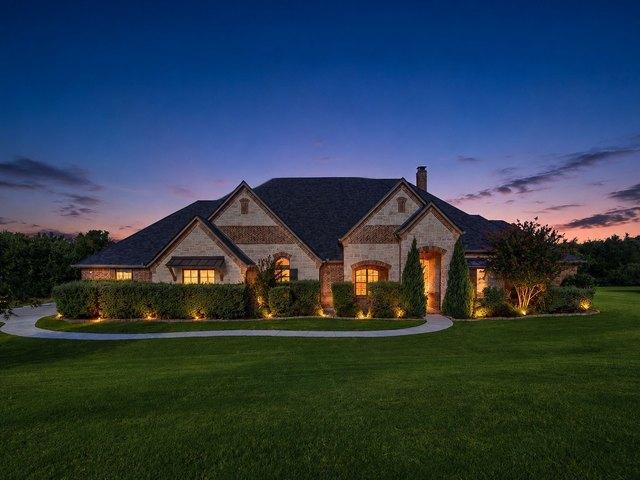 117 Signature Ct, Weatherford, TX 76087