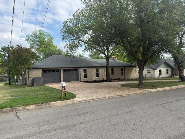 117 Spanish Oak Ln, Kerrville, TX 78028 | MLS #124171