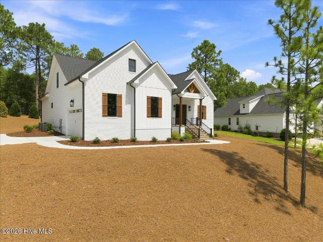 117 Steeplechase Way