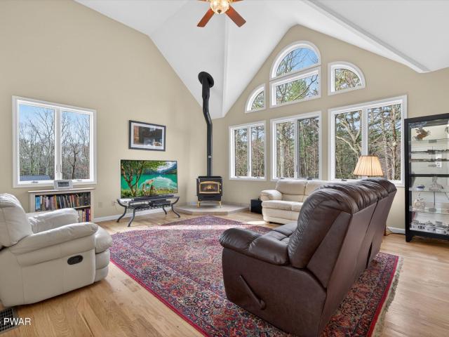 117 Stone Ridge Lane