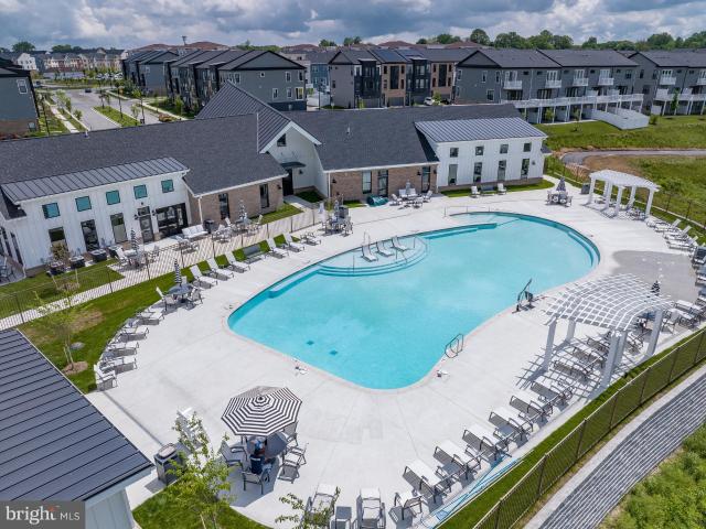 117 Summit Point Blvd, Unit 17J, Bowie, MD 20716 | MLS #MDPG2181