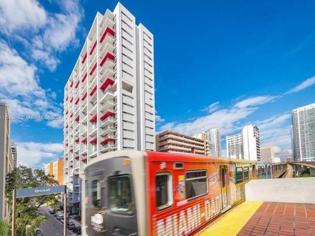 117 SW 10th St #2101, Miami, FL 33130